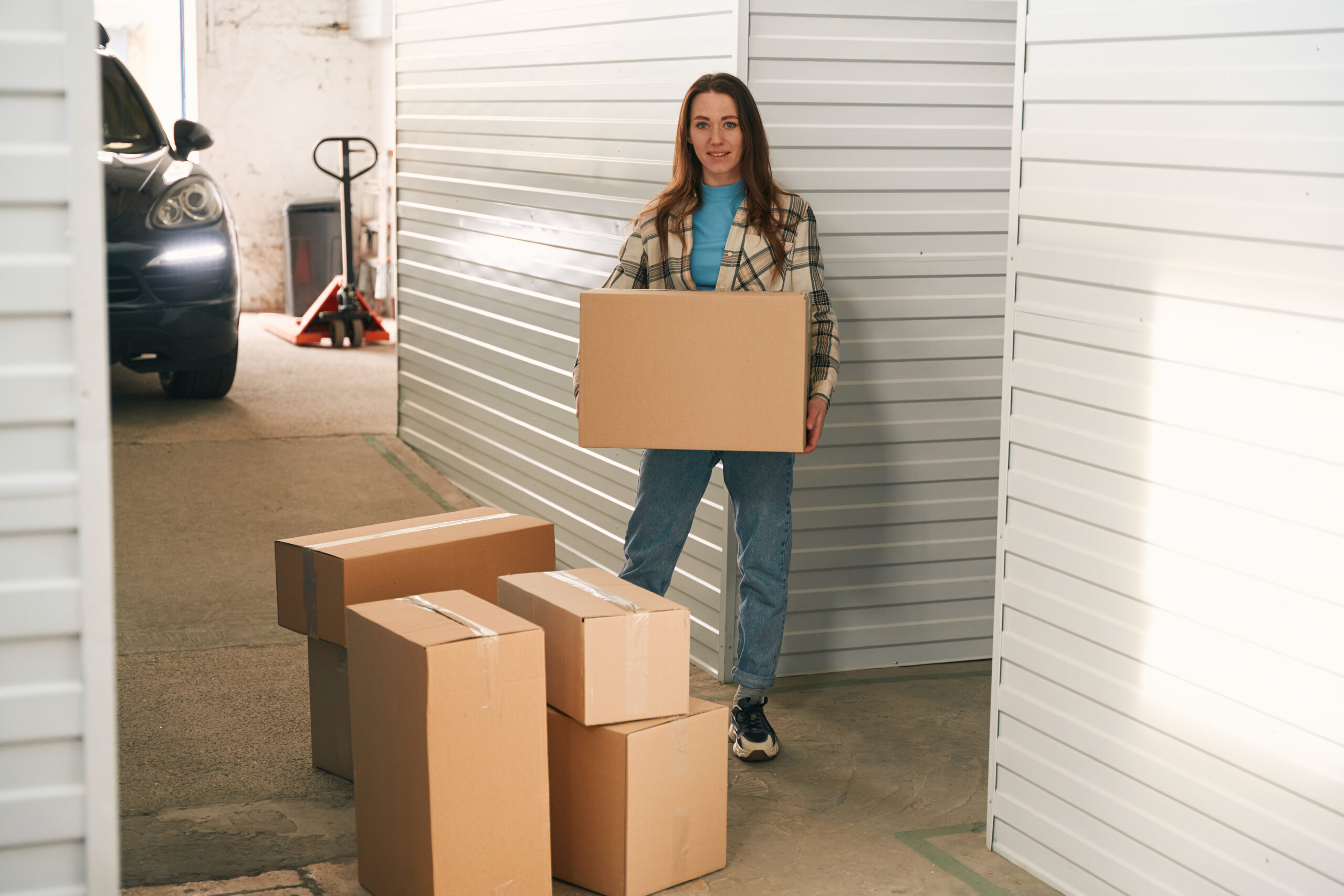 Should I Choose Drive-Up or Indoor Storage? - mmminimal